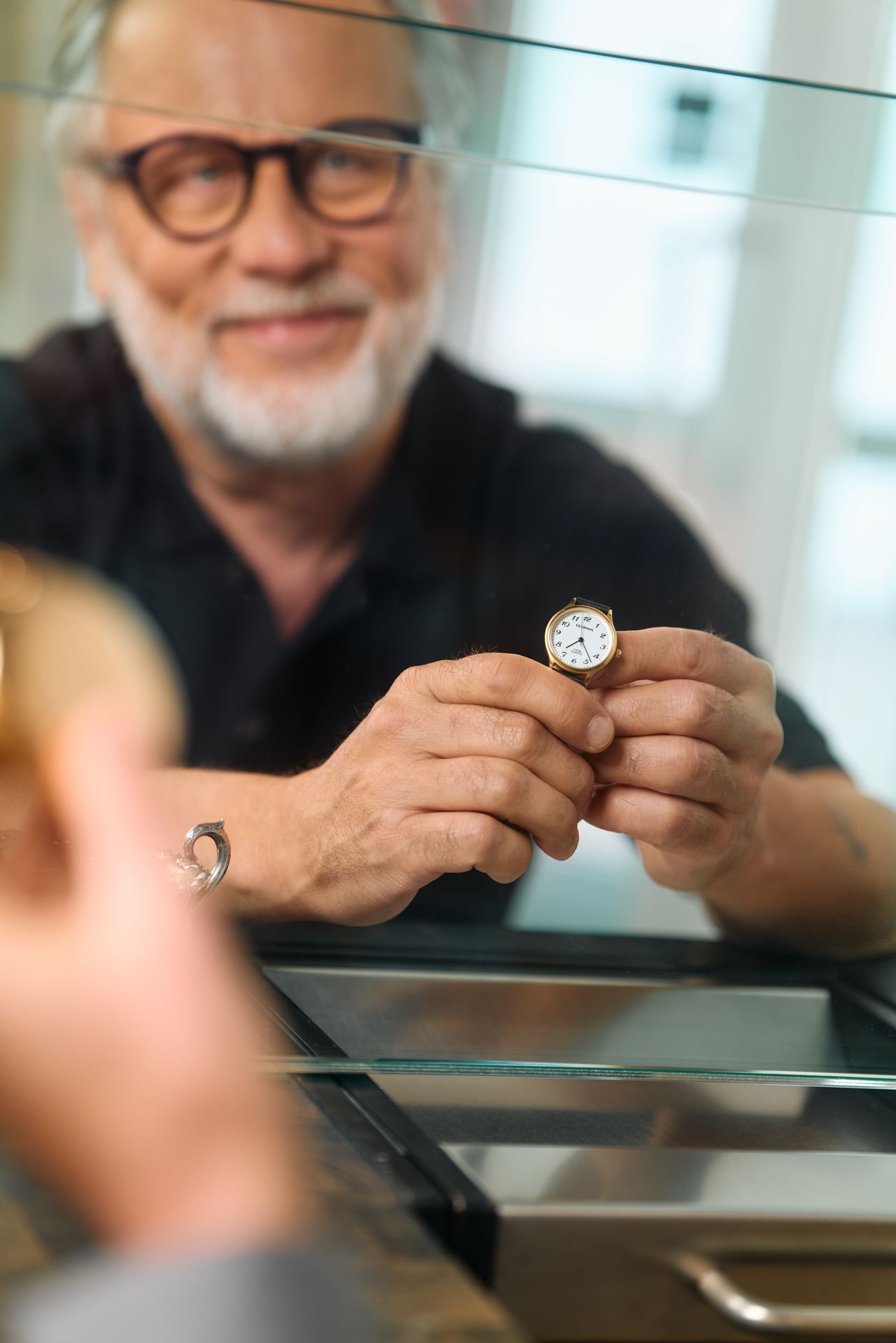 Ostamme kultaa Espoossa | Jalonom